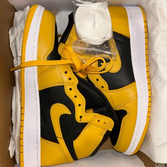 Nike | Shoes | Nike Air Jordan Pollen | Poshmark